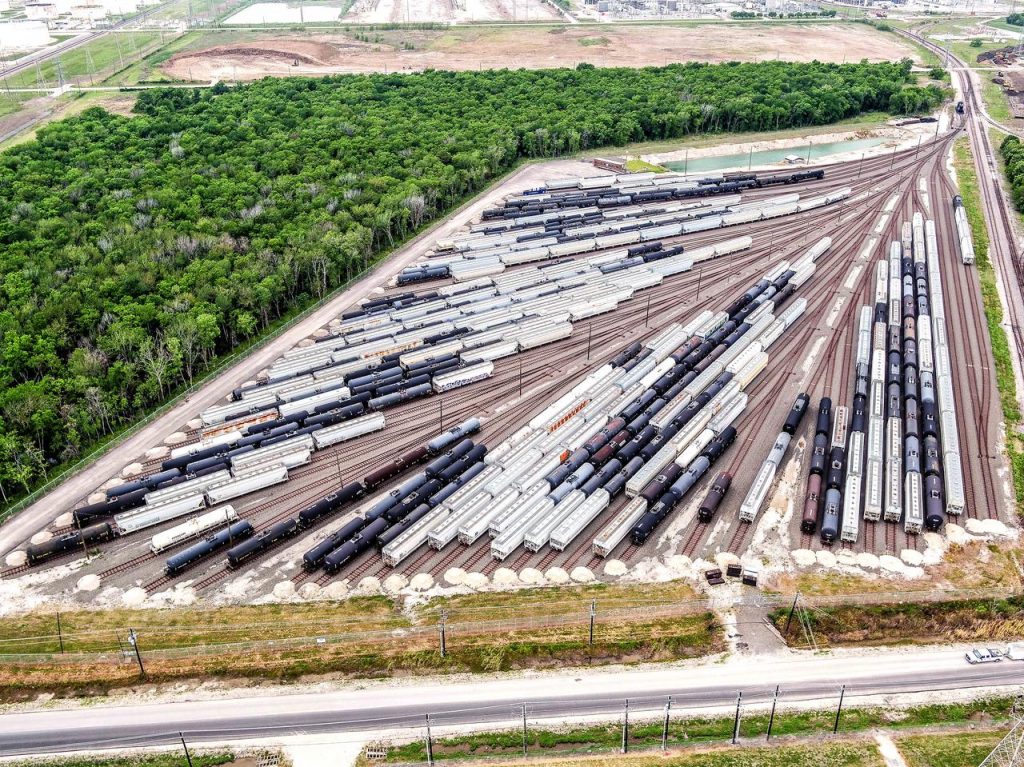 Maximizing Efficiency: Innovations in Freight Rail Logistics and Supply Chains | LJA Engineering