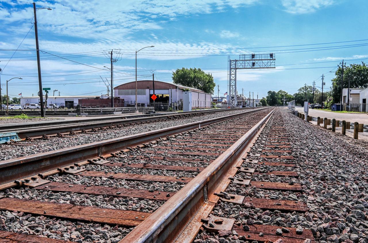 Maximizing Efficiency: Innovations in Freight Rail Logistics and Supply ...